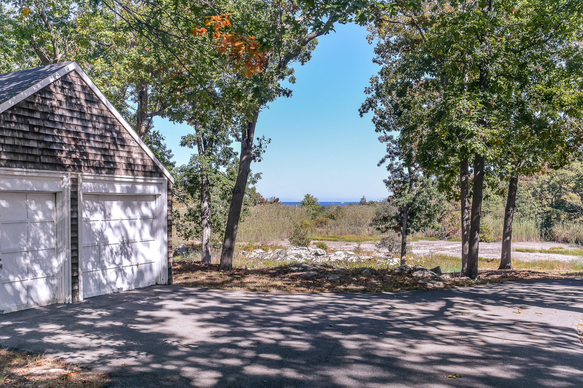 62 64 White Head Road Cohasset At Dean And Hamilton Compass
